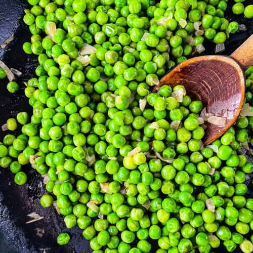 How to Cook Frozen Peas - Cook Fast, Eat Well
