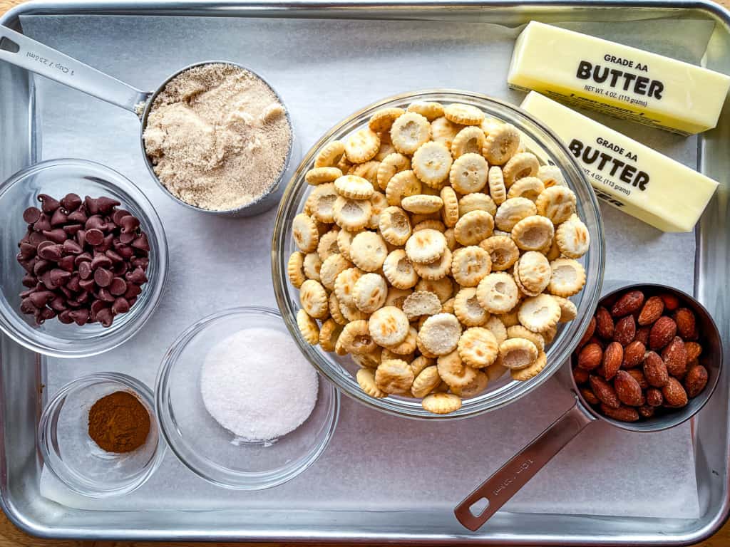 Bite-Sized Christmas Cracker Candy - Cook Fast, Eat Well